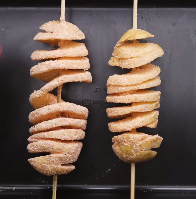 Irresistible “Tornado Potato” Recipe