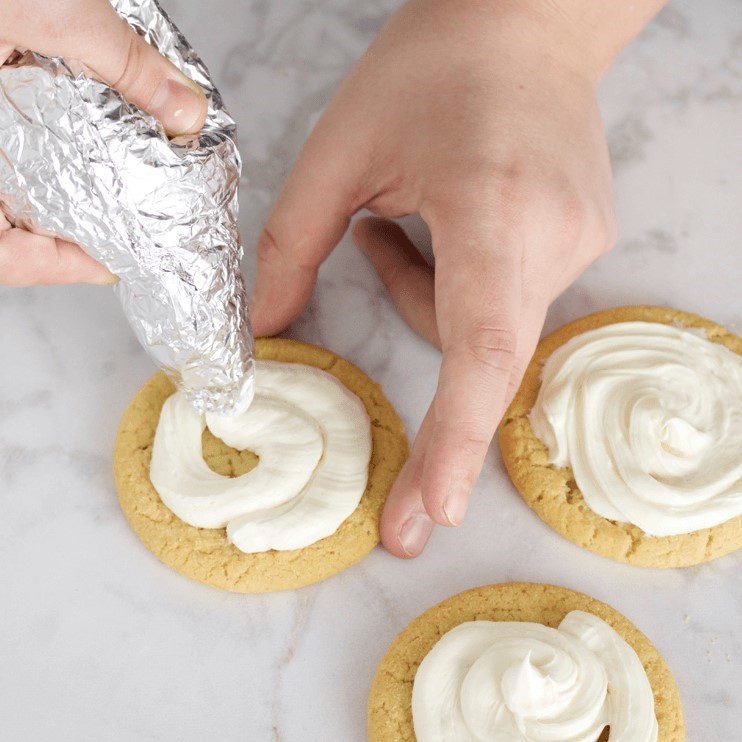 40 smart ways to use aluminum foil that you may have never heard of