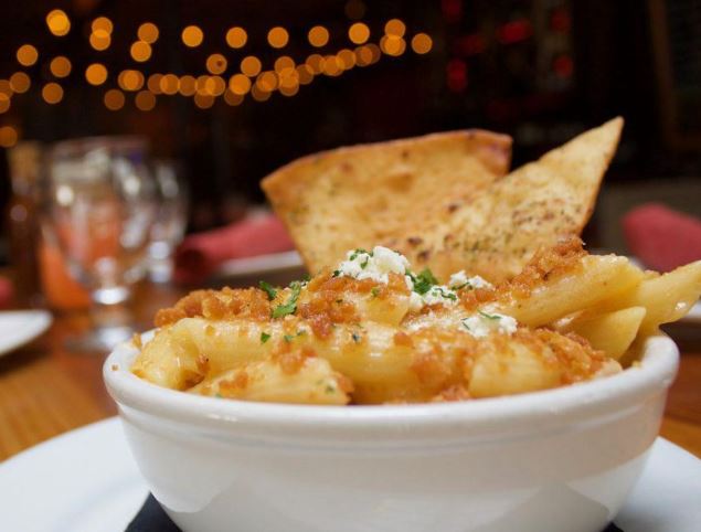 40 mouthwatering spins on mac and cheese the whole family will love