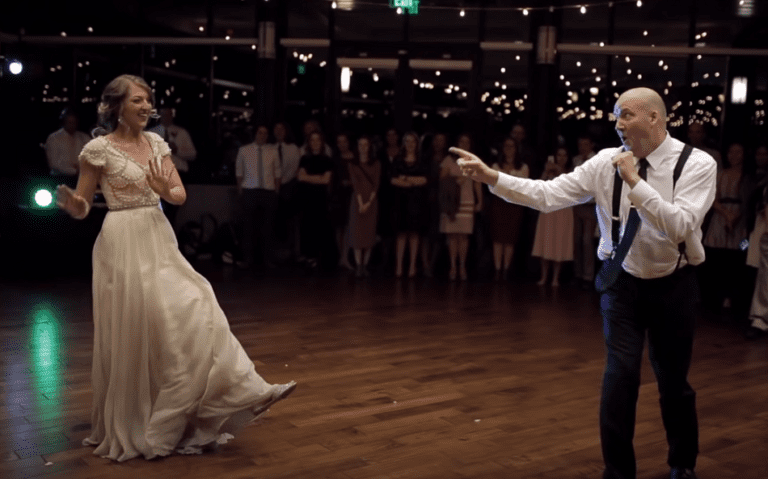 Dad and bride shock wedding guests with best father-daughter dance ...