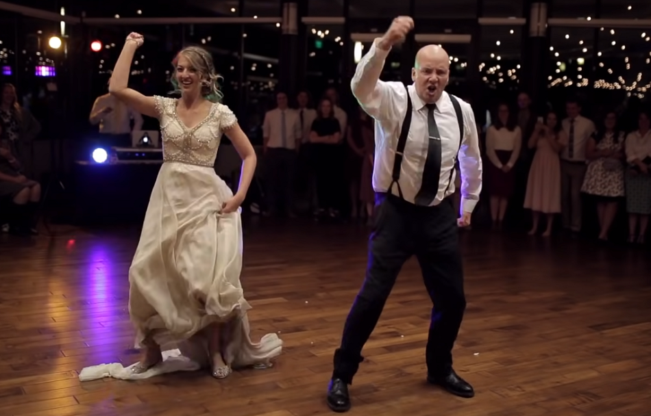Dad and bride shock wedding guests with best father-daughter dance ...