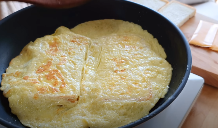Upgrade your breakfast with easy ‘one-pan egg toast’