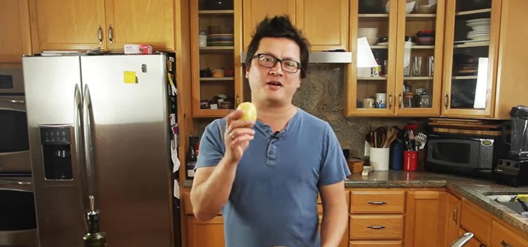 Professional chef shares the secret to get crispy roasted potatoes ...