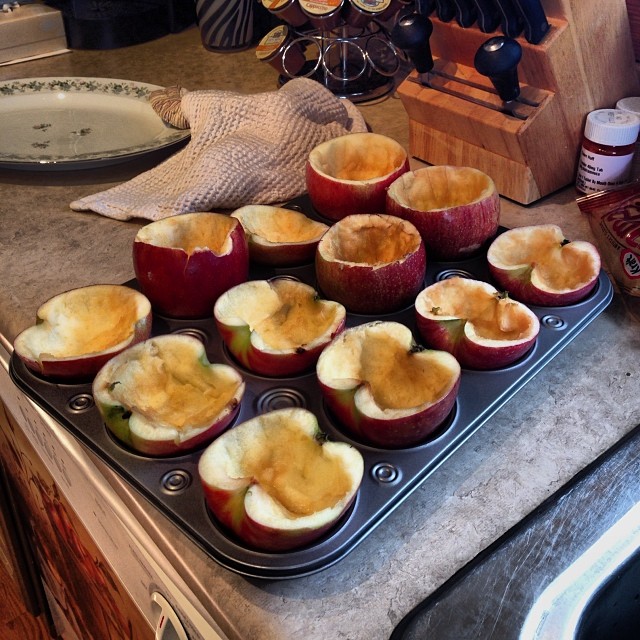 Here’s how to make tasty caramel-stuffed apples this Fall