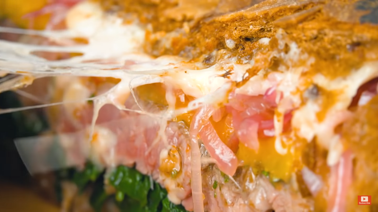 Carve out the inside of a loaf of bread then fill it with these 6 ...