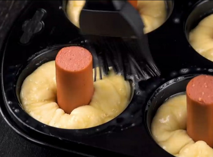 Stick a hotdog in dough. 15 minutes later you’ll have a mouthwatering meal