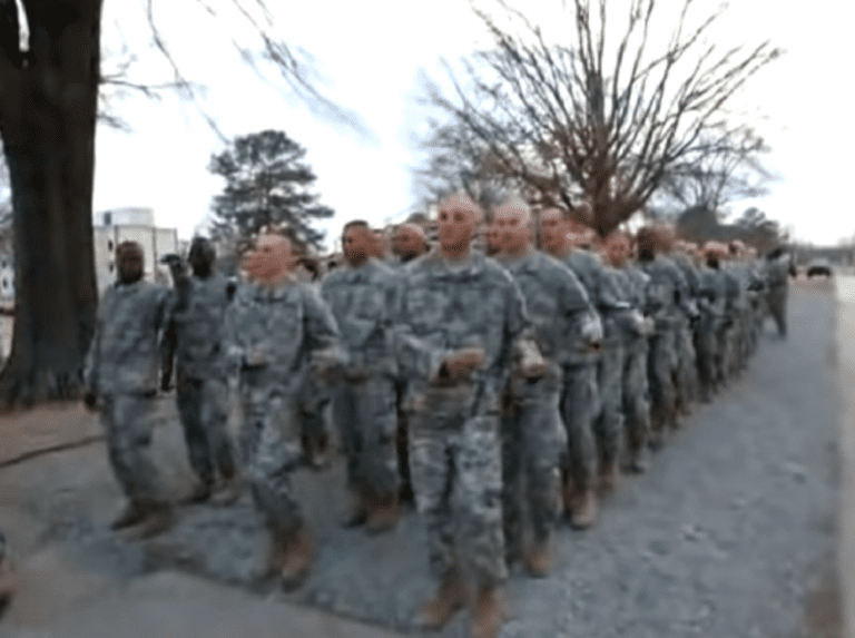 Soldiers break into hilarious line dance during drill