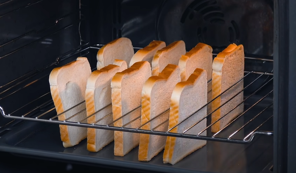 Put 12 bread slices upright in wire rack for a tasty meal you’ll want ...