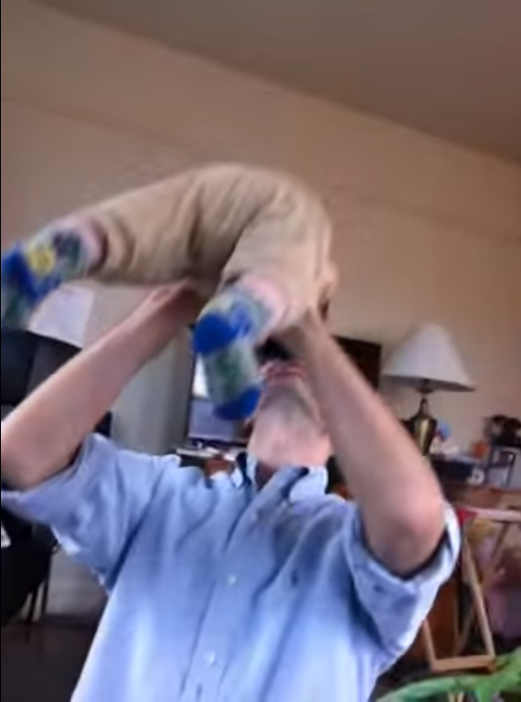 Baby has sweetest reaction when daddy comes home from work