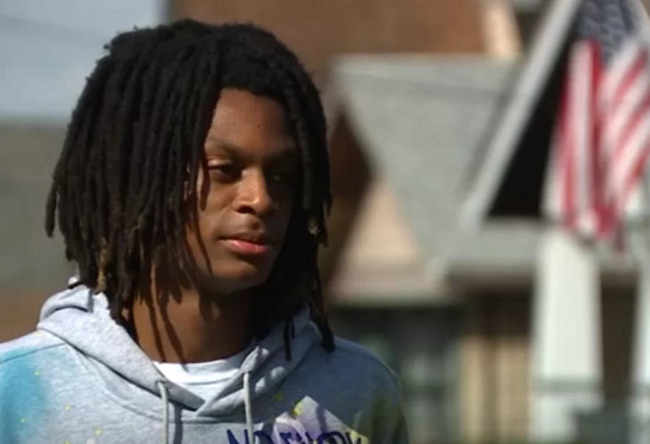 Teen overhears clerk telling elderly man to put groceries back ...