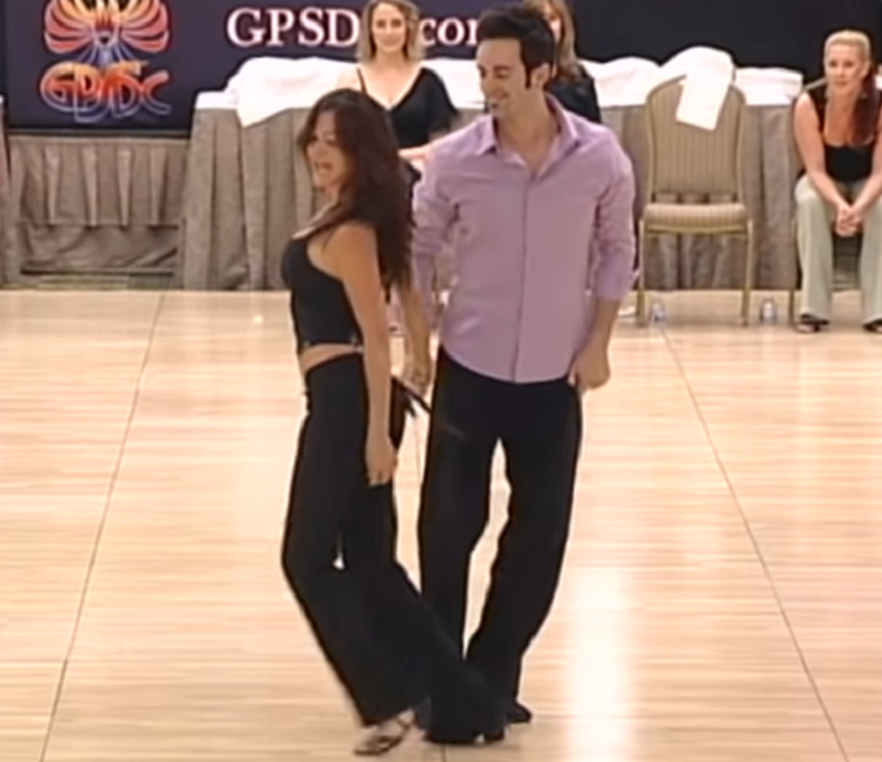 Couple heats up the dance floor with sexy moves
