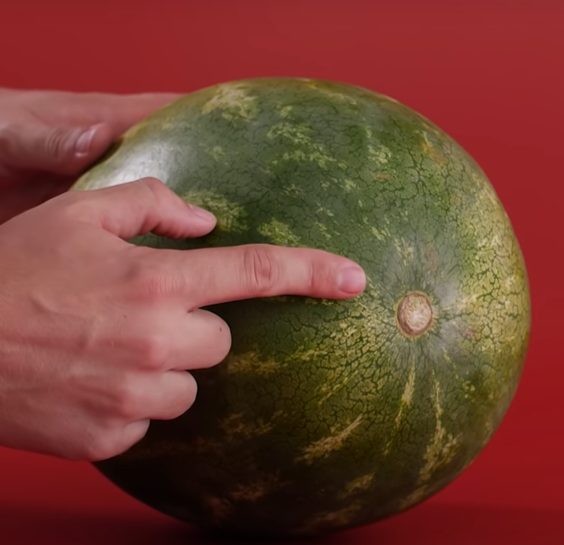 8 simple tips for picking out the perfect watermelon