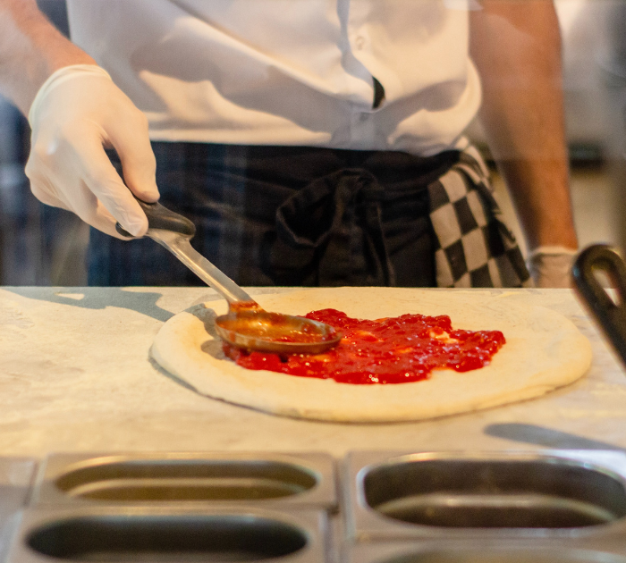 Master chef shares specialty pizza sauce that blows others out of the water