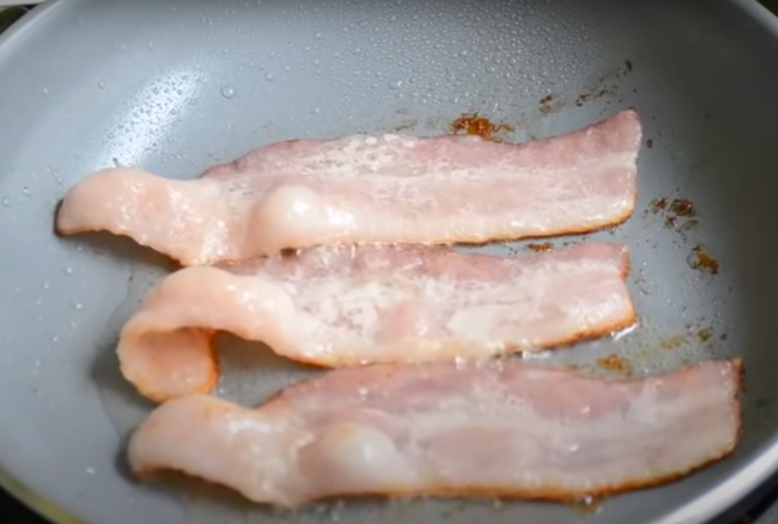 Chef Shows How To Cook The Perfect Bacon Every Time