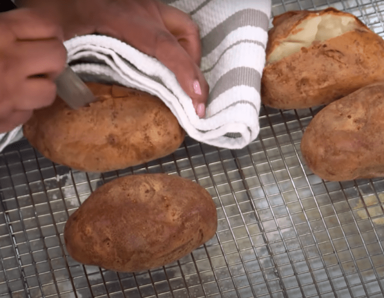 Chef shares method for cooking baked potatoes that come out perfect ...