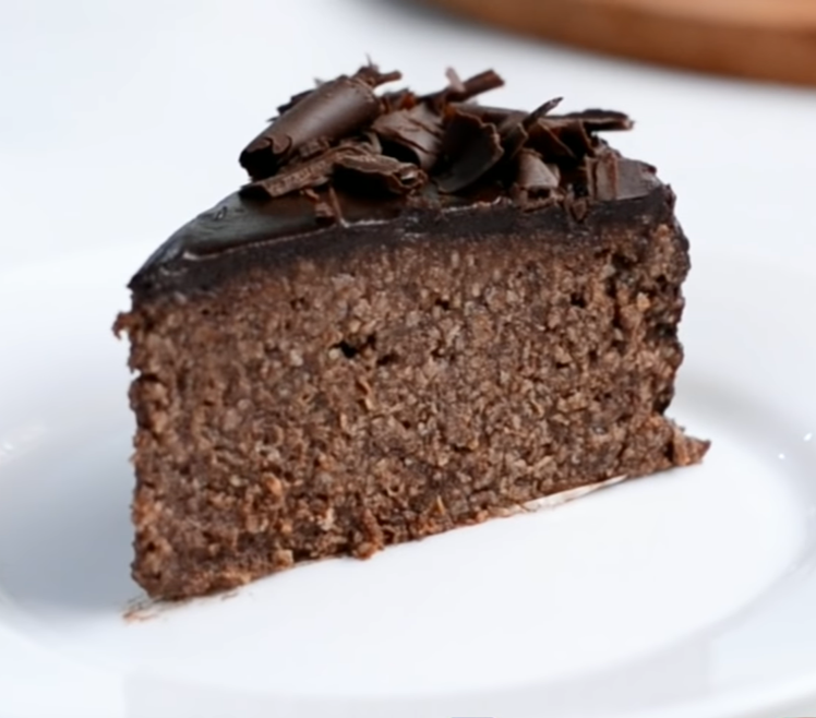 This chocolate cake recipe that doesn’t use an oven or eggs is pure ...