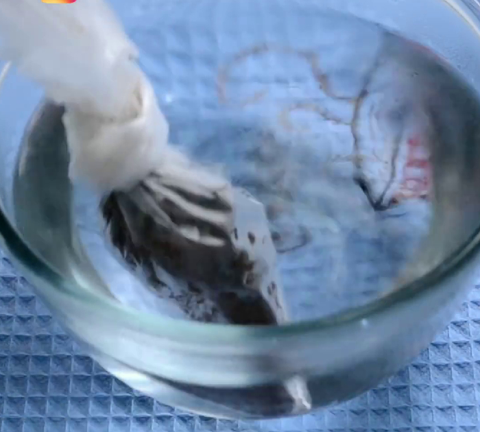 Make your own trending 'Chocolate Bubble' using only 3 ingredients