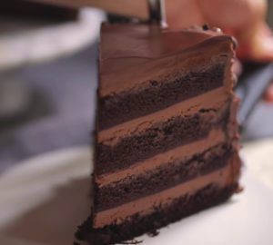 Man shares his 150-hour recipe for the most decadent chocolate cake