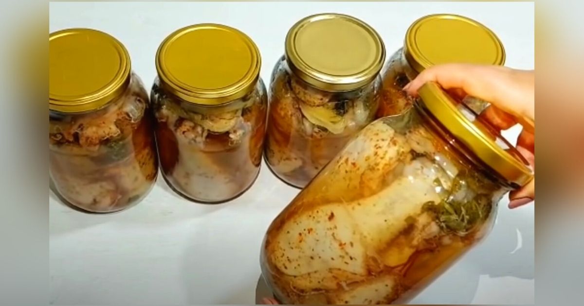 Woman shares simple method for preserving chicken to last for up to 12 ...