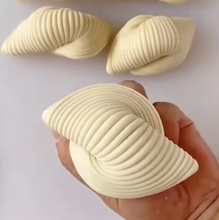Simple techniques for shaping dough into beautiful buns