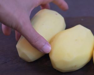 Deliciously simple “thousand layer french fries” recipe