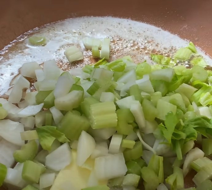 Recipe for southern cornbread chicken and dressing