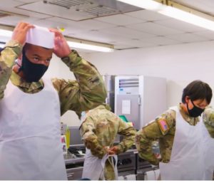 Army culinary specialists give in-depth look at how they feed 800 ...