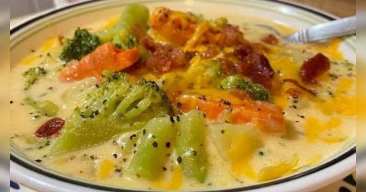 Easy recipe for broccoli and potato cheese chowder