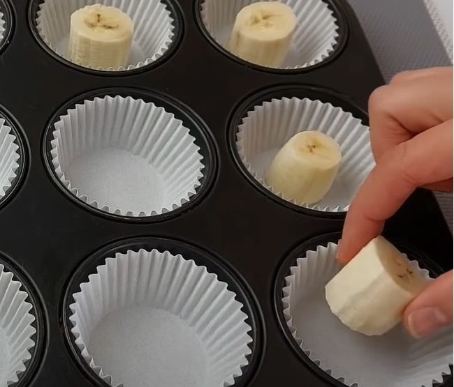 Place chunks of banana in cupcake liners for sweet treat with a gooey ...