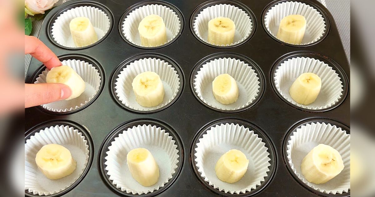 Place chunks of banana in cupcake liners for sweet treat with a gooey ...