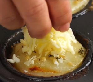 Simple recipe for mini potatoes au gratin “stacks” gains over one ...