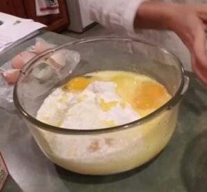 Mom shares delicious boxed cake recipe “hack” and earns over 6 million ...