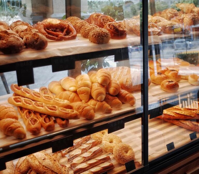 The internet is loving this slow cooker bread recipe that costs very ...