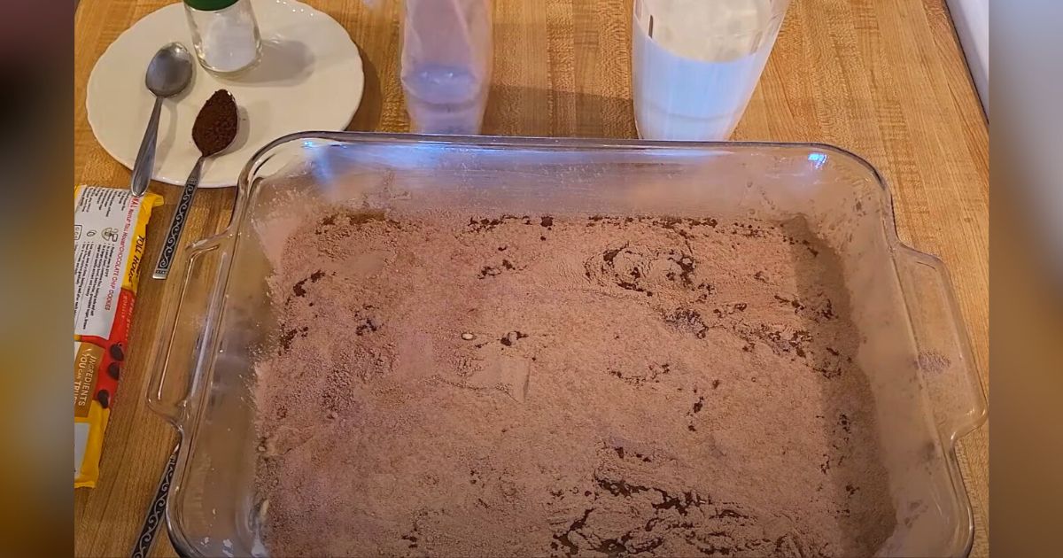 Chef uses boxed cake and instant pudding mix for his 4-ingredient ...