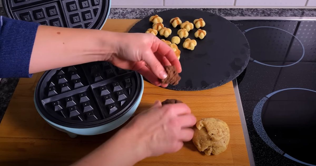 Woman shows off the best use for mini waffle makers and it has nothing ...