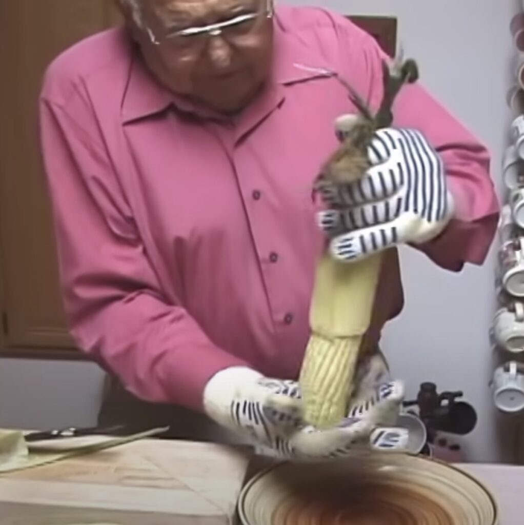 Grandpa’s easy corn shucking technique works like a charm & leaves them ...