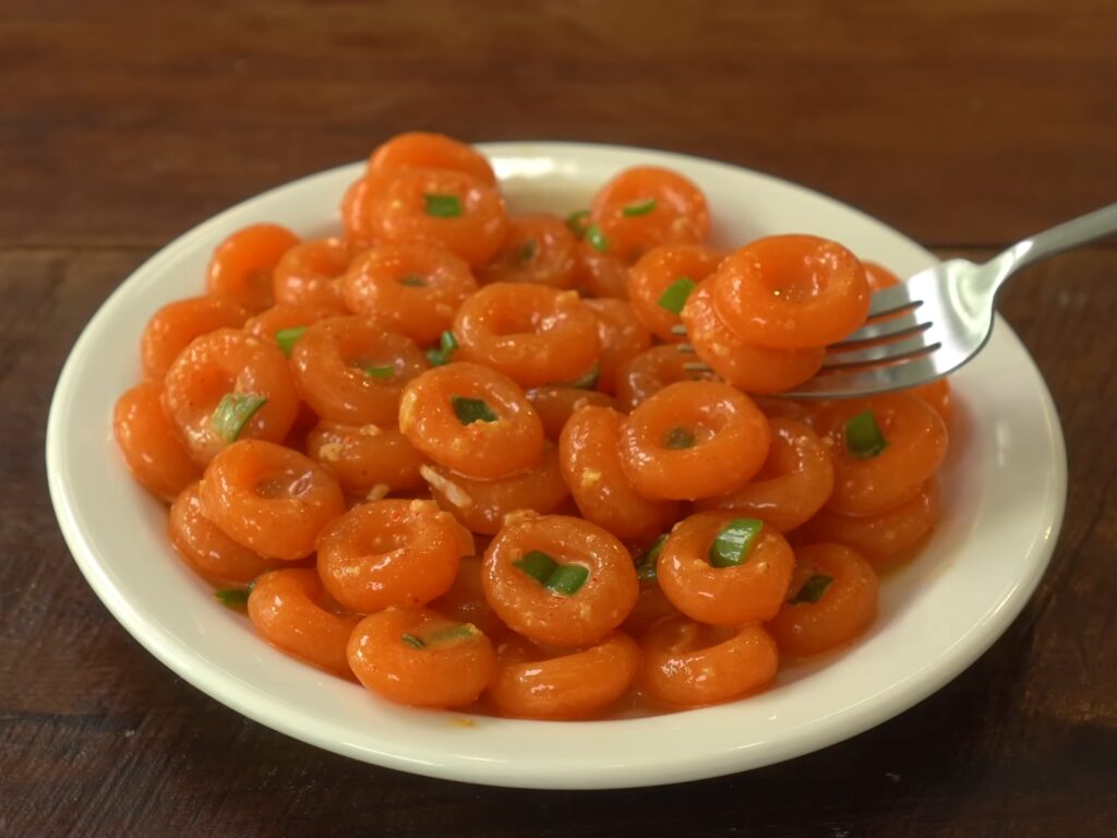 Mom shares fun carrot recipe that has her kids asking to eat veggies